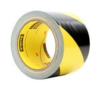 3M™ Safety Stripe Vinyl Tape 5702 | 3M India