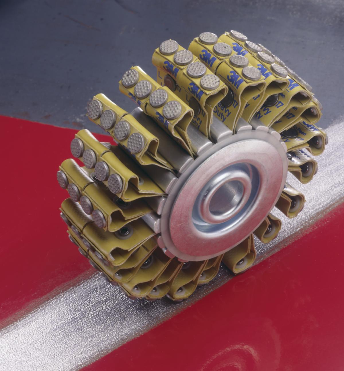 3M™ Heavy Duty Roto Peen Flap Assembly | 3M United States