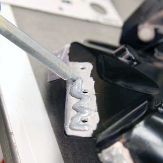 3M™ Impact Resistant Structural Adhesive | 3M UK